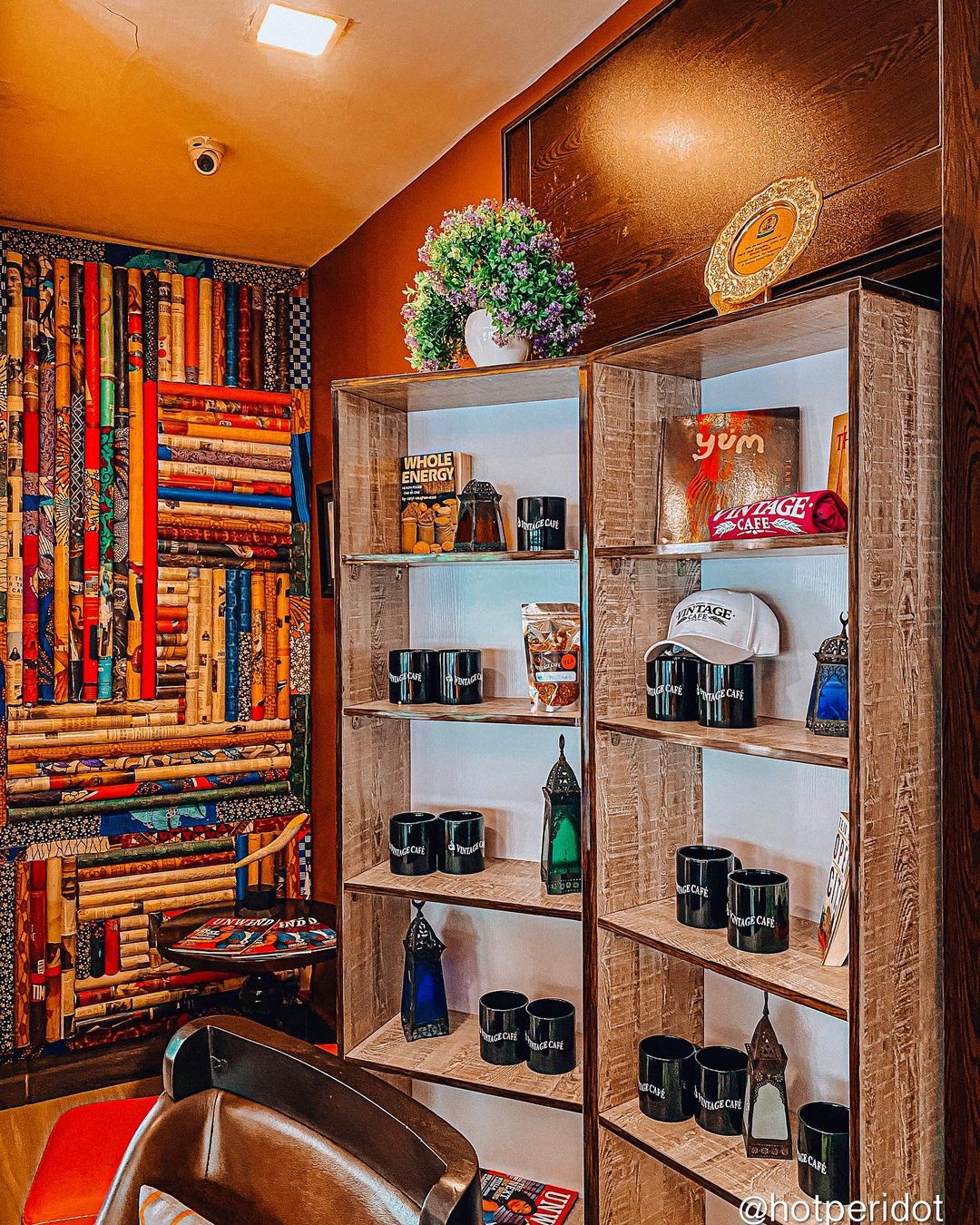 Vintage cafe, Wuse 2 Abuja - Ou Travel & Tour