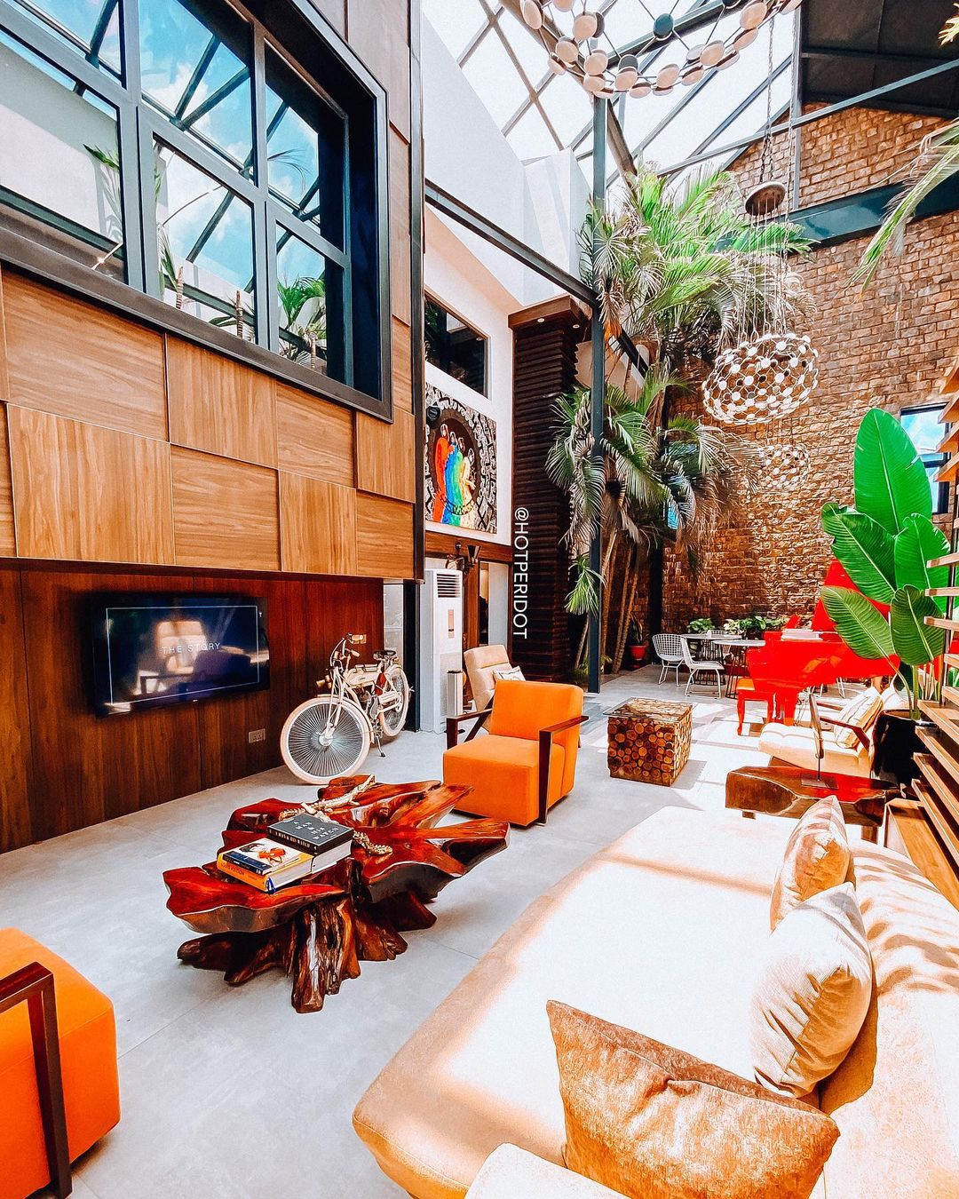 Four Palms Residence - Ou Travel & Tour